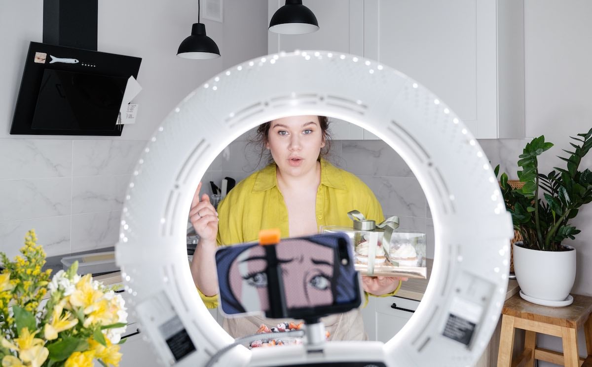 How To Watch Instagram Live on TV From iPhone & Computer